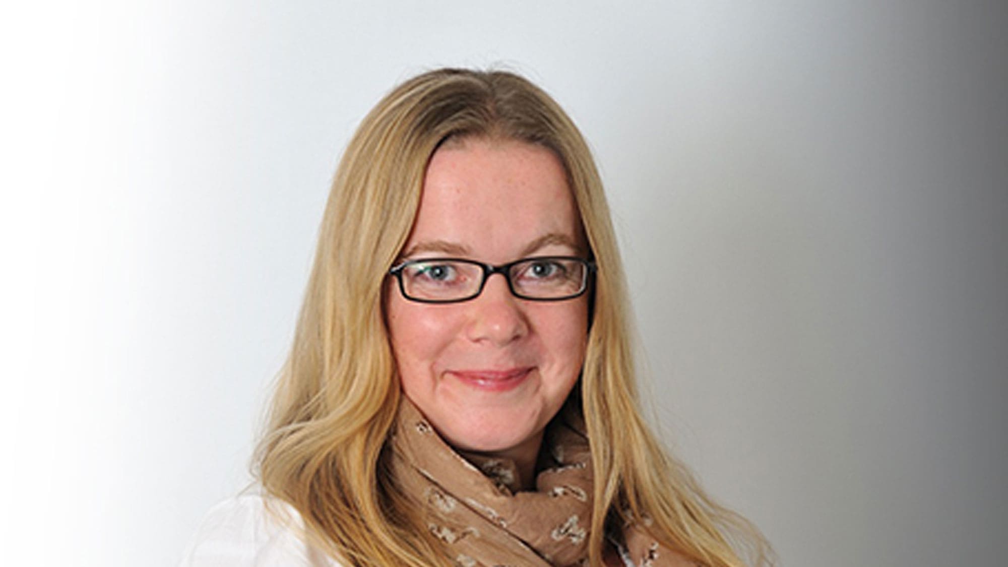 Love Food Hate Waste with Emma Marsh | Hacks & How Tos | ao.com